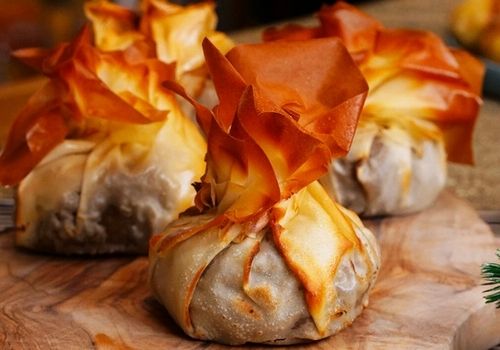Mushrooms Filo Parcels Recipe - yhangry